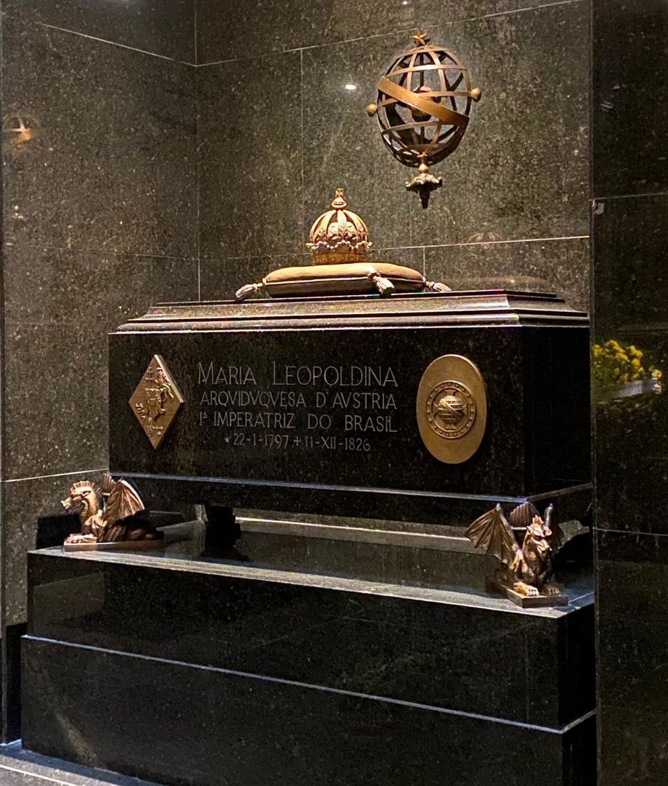 Leopoldina: imperatriz fantasma, moura encantada ou as duas coisas?